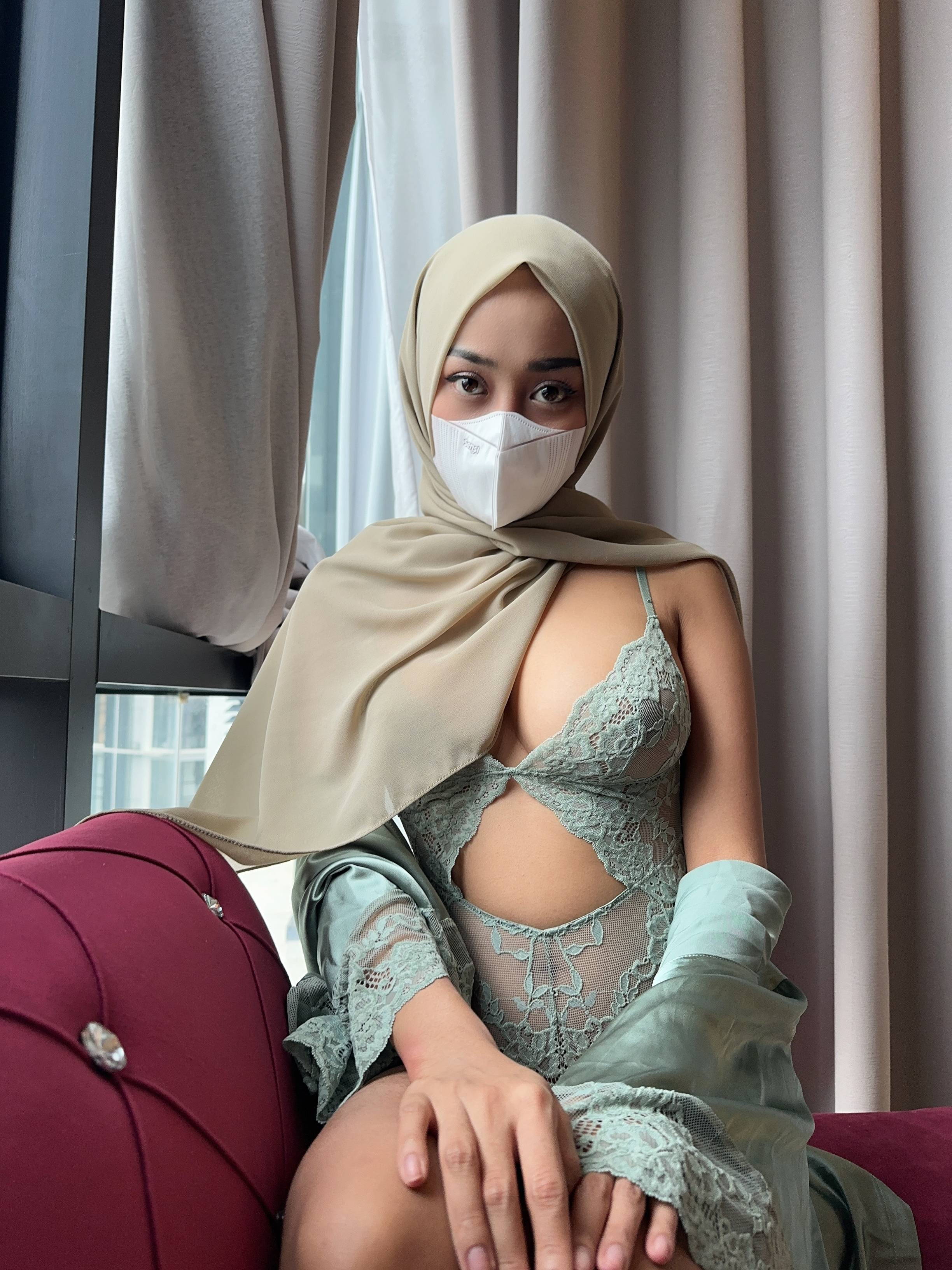 Have you ever seen hijabi dressed like this? | Scrolller