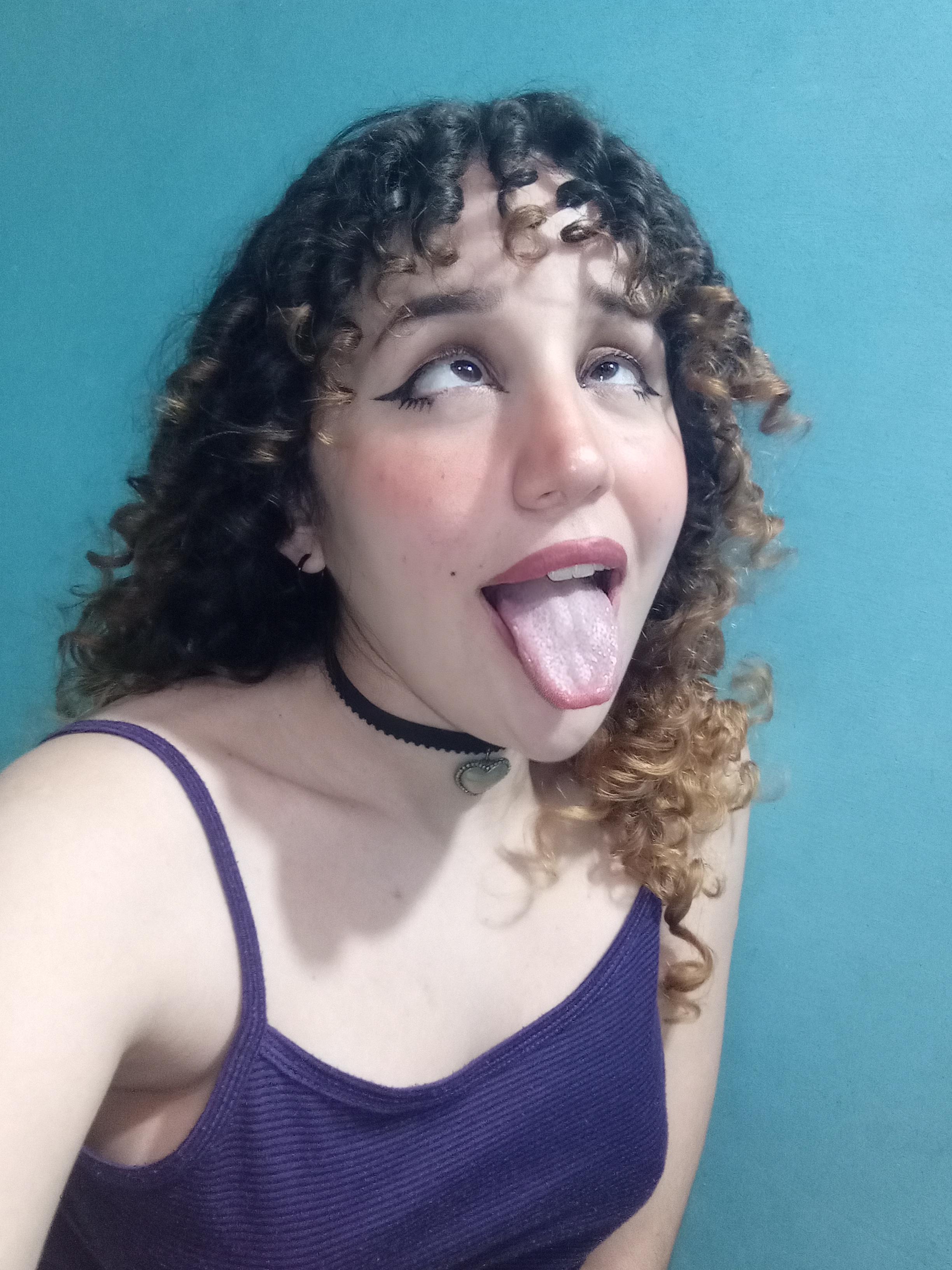 hello honey | Scrolller