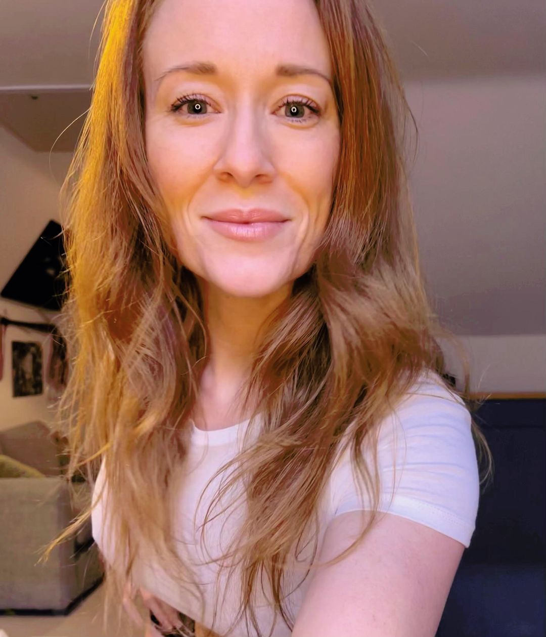 Hello you lovely people 👋🏼 | Scrolller