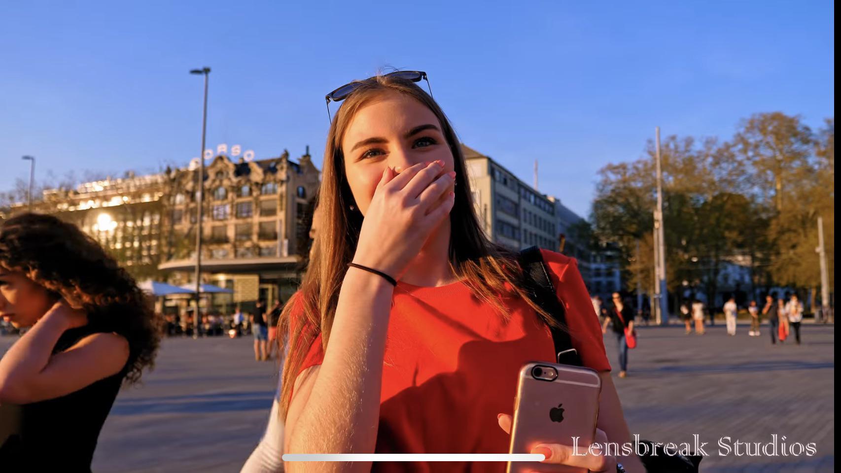 Her arms are shining | Scrolller