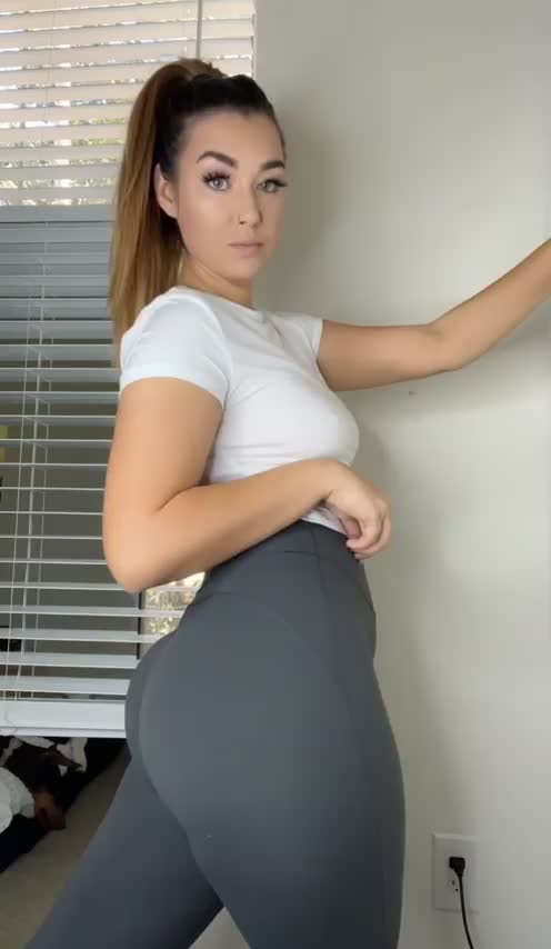 here's my gym buddy application ;) | Scrolller