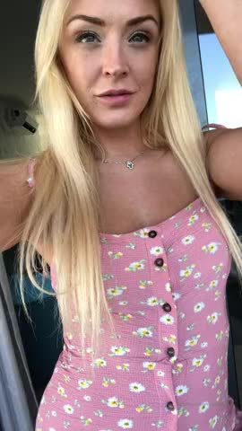 hey boys! | Scrolller