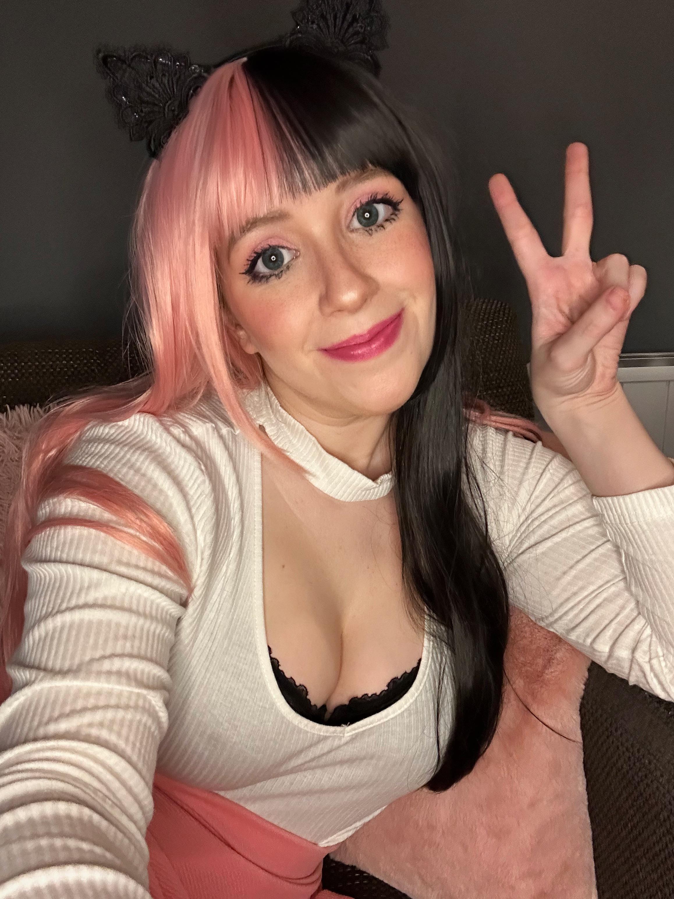 Hi I’m Katie, be nice 🙈💕 | Scrolller