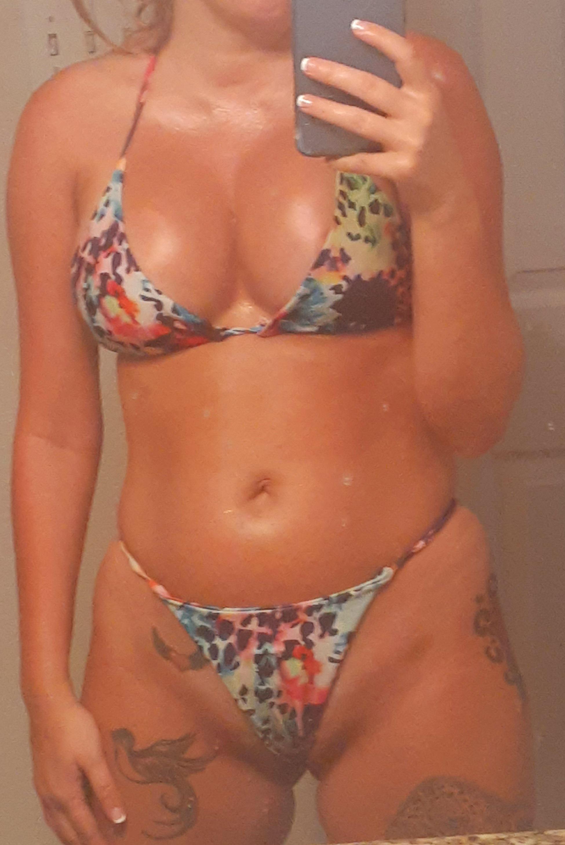 hot today 🔥 | Scrolller