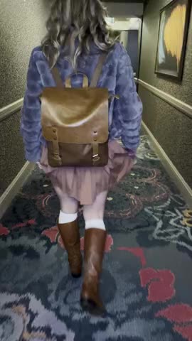 Hotel hallway flash | Scrolller