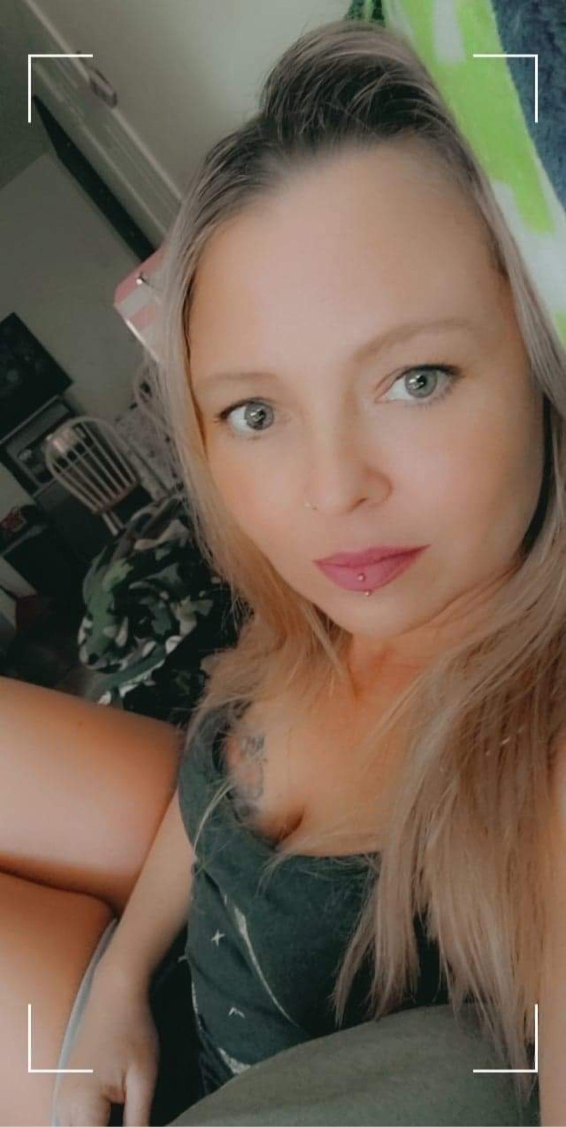 How is everyone today? | Scrolller