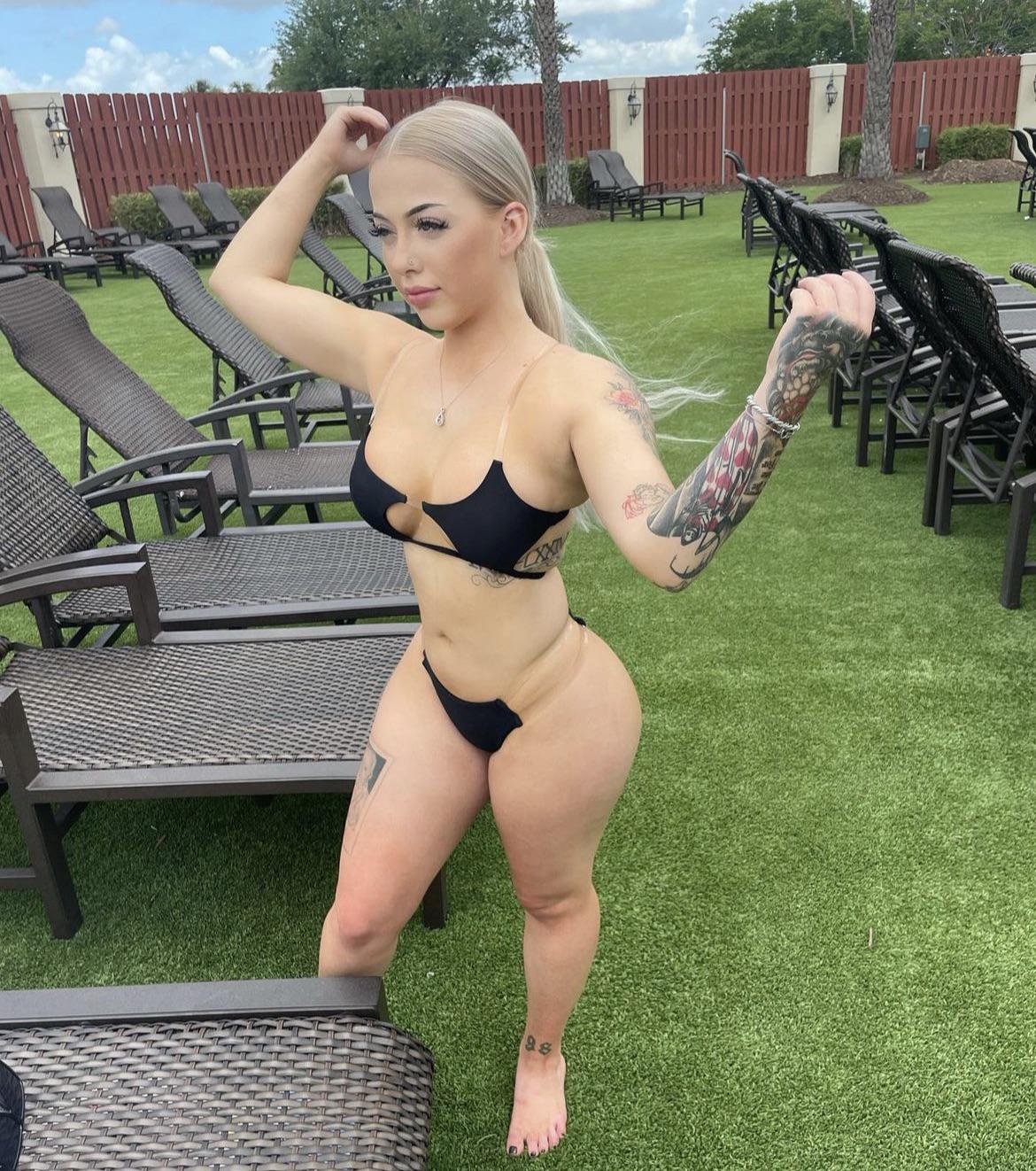 HTX STRIPPA | Scrolller