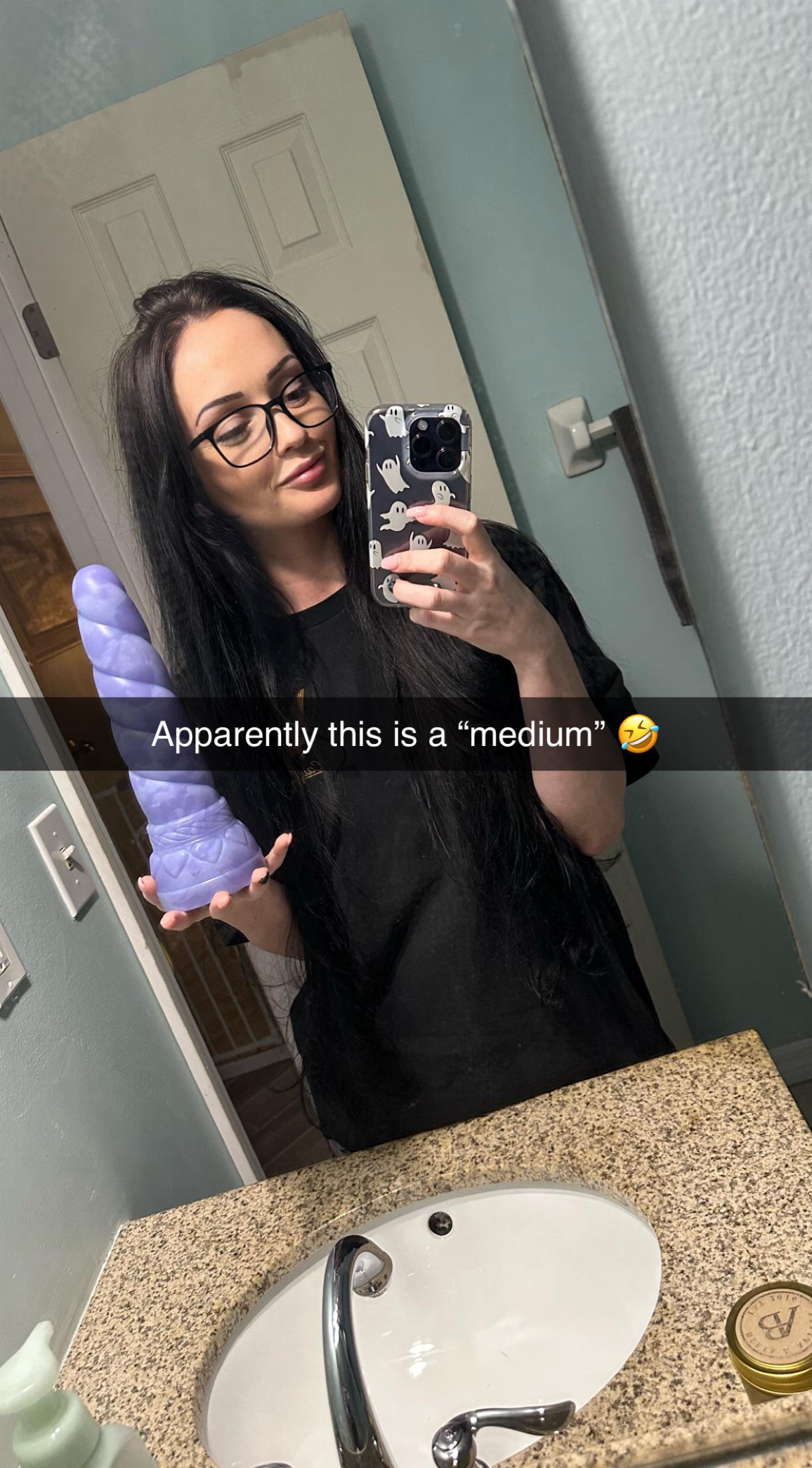 I am pleasantly surprised by my first Bad Dragon purchase of a “medium” size 🤤 | Scrolller