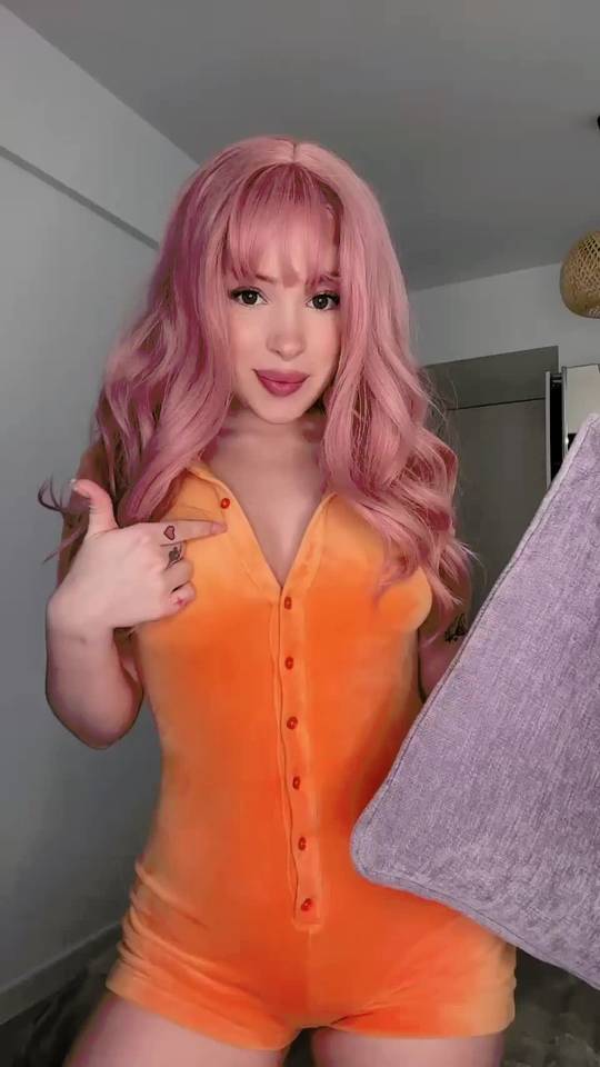 I bet you couldn't skip that transition ;3 | Scrolller