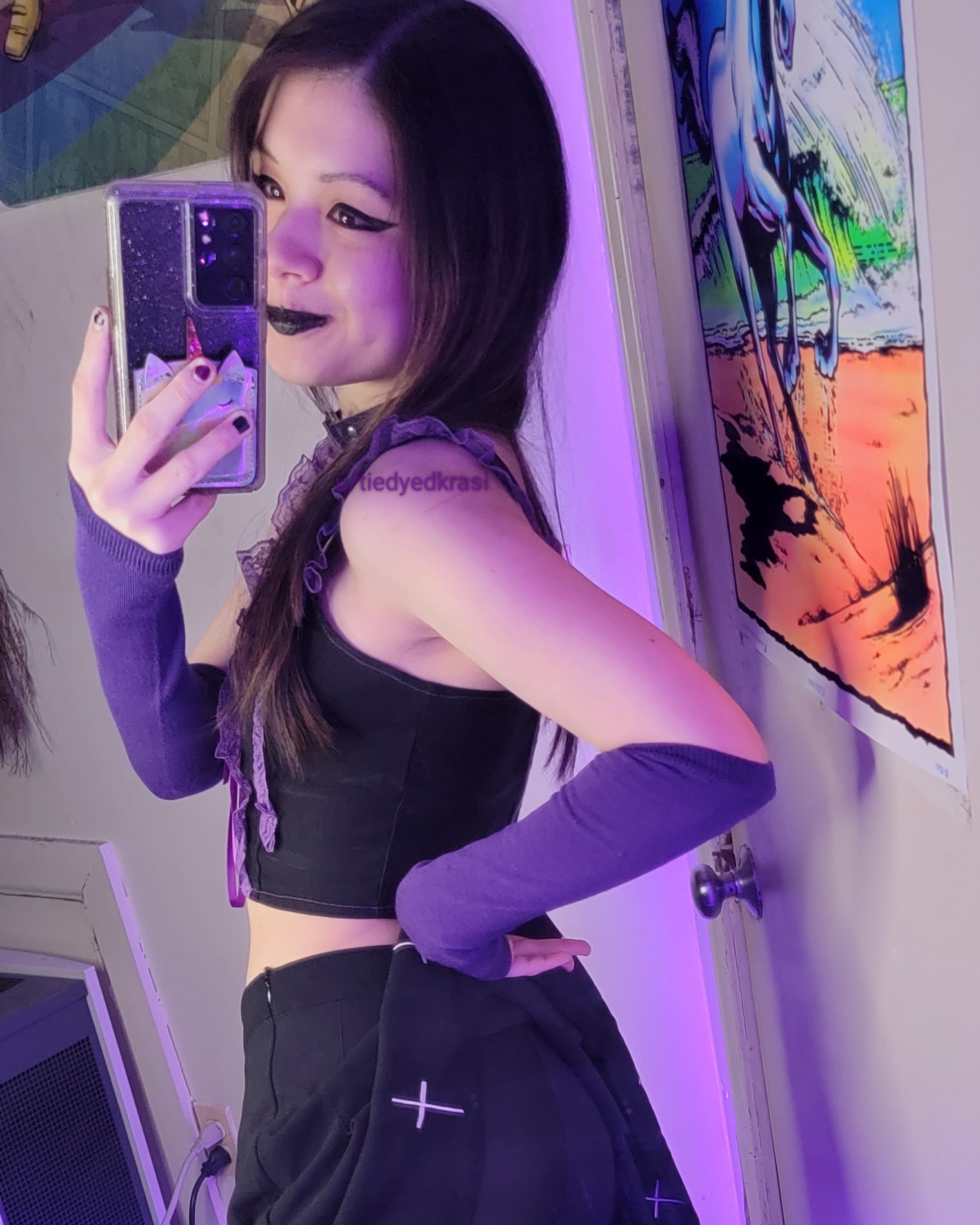 I Bet You Wouldnt Mind A Smol Goth Gf Scrolller
