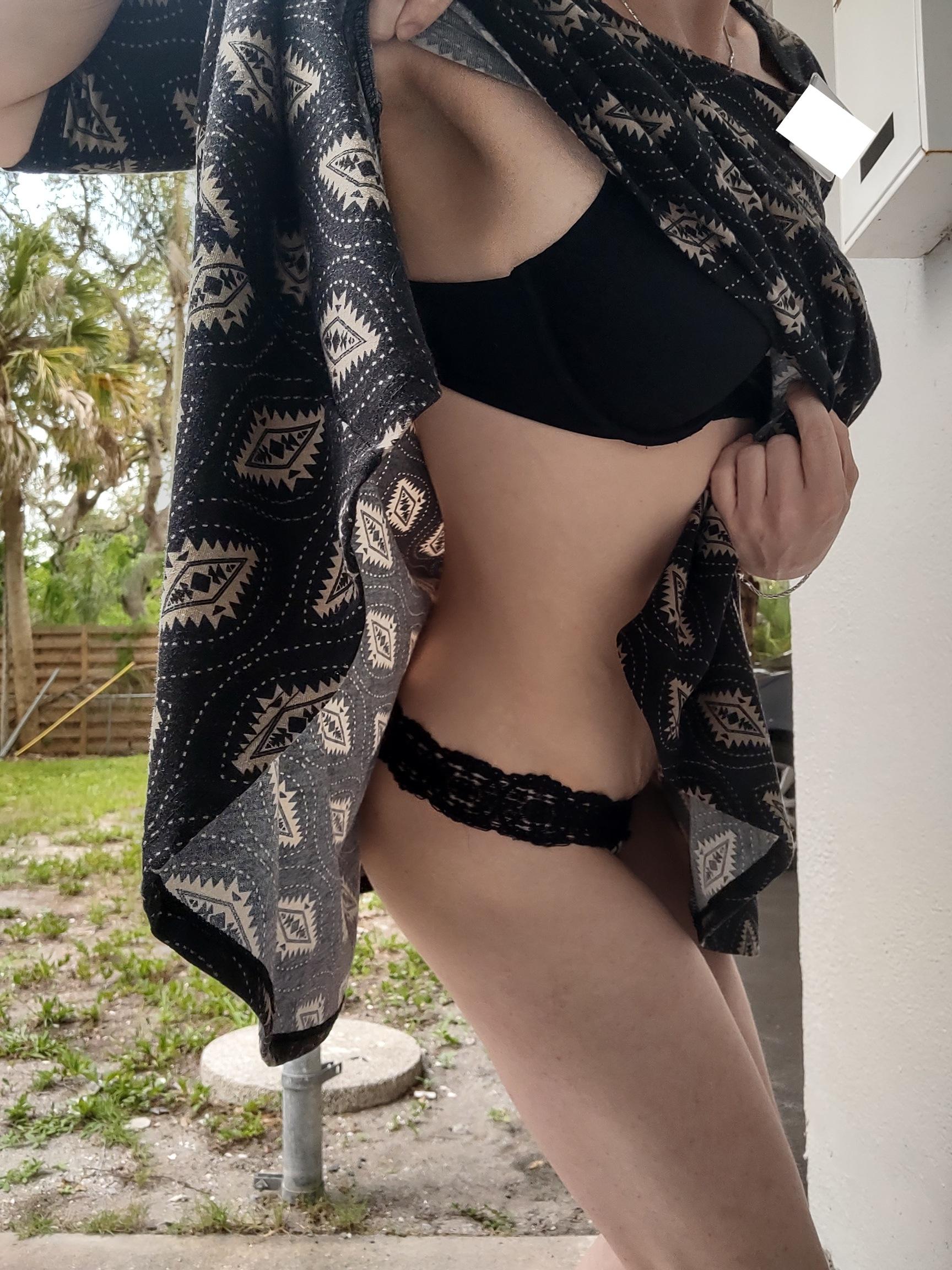 I dare you to take a sniff of my natural funk and not get hard while you're doing it | Scrolller