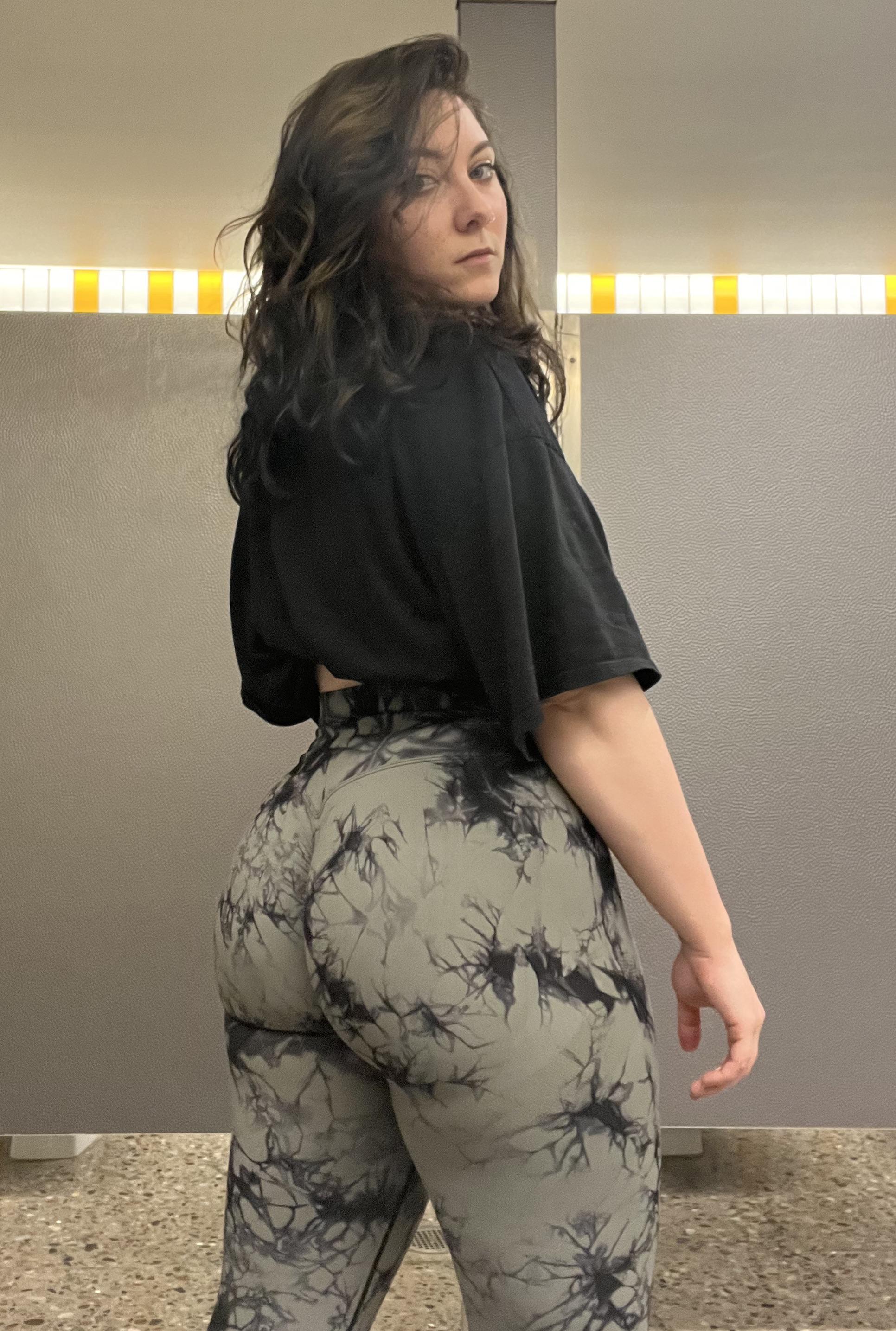 I have a big… personality 🫶🏻 | Scrolller