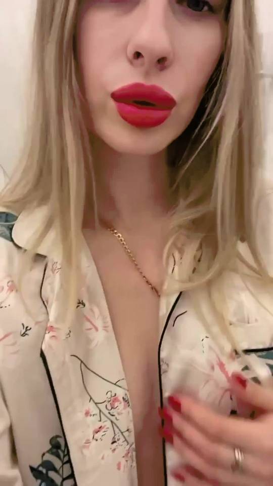 I have a horny disease, I'm sorry | Scrolller