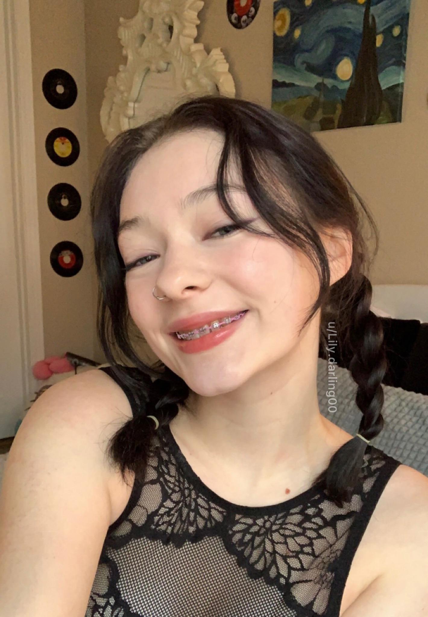 I heard you like girls with braces | Scrolller