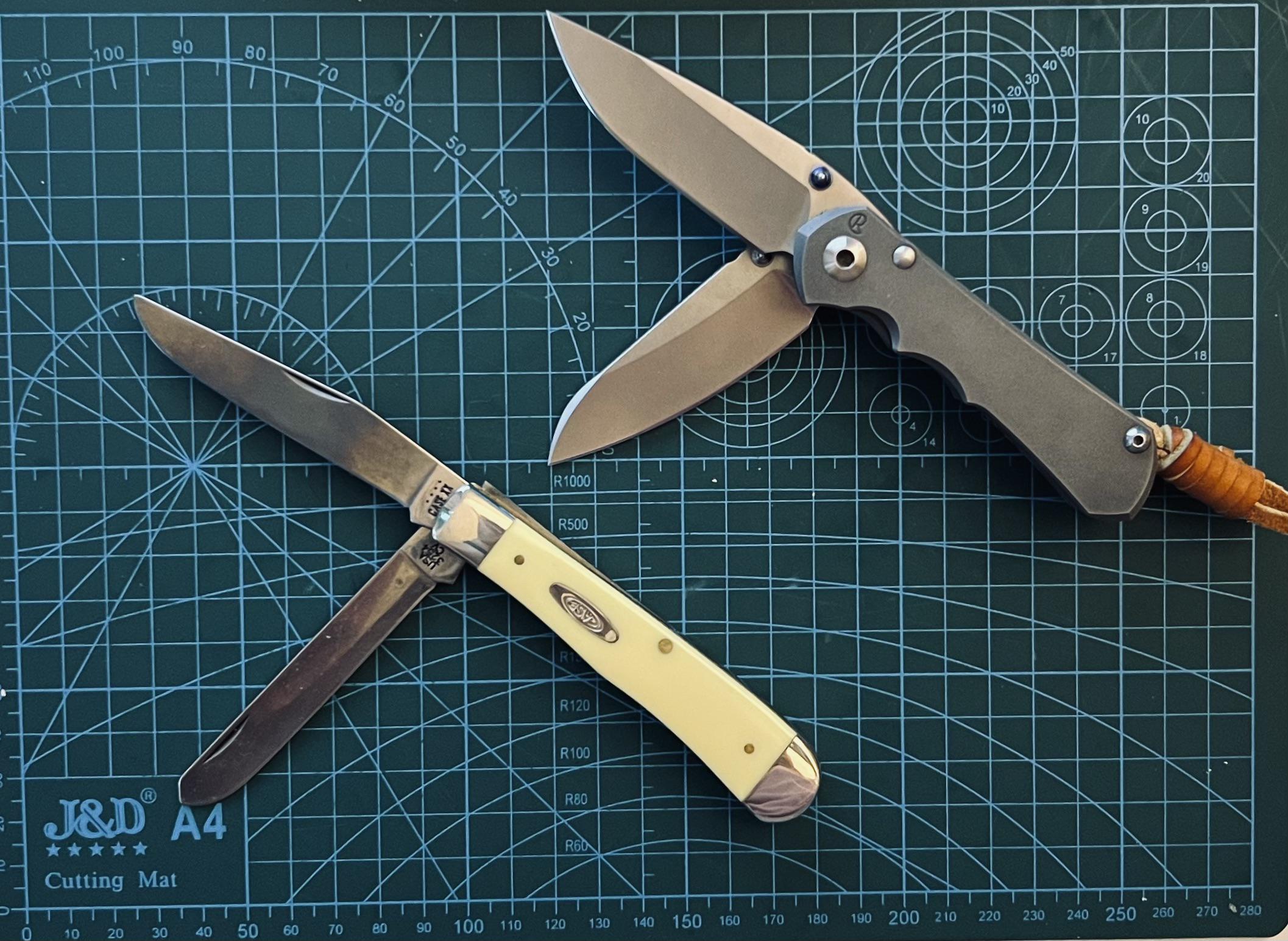 I like slipjoints i like CRKs. So here is Small Chief Jack | Scrolller