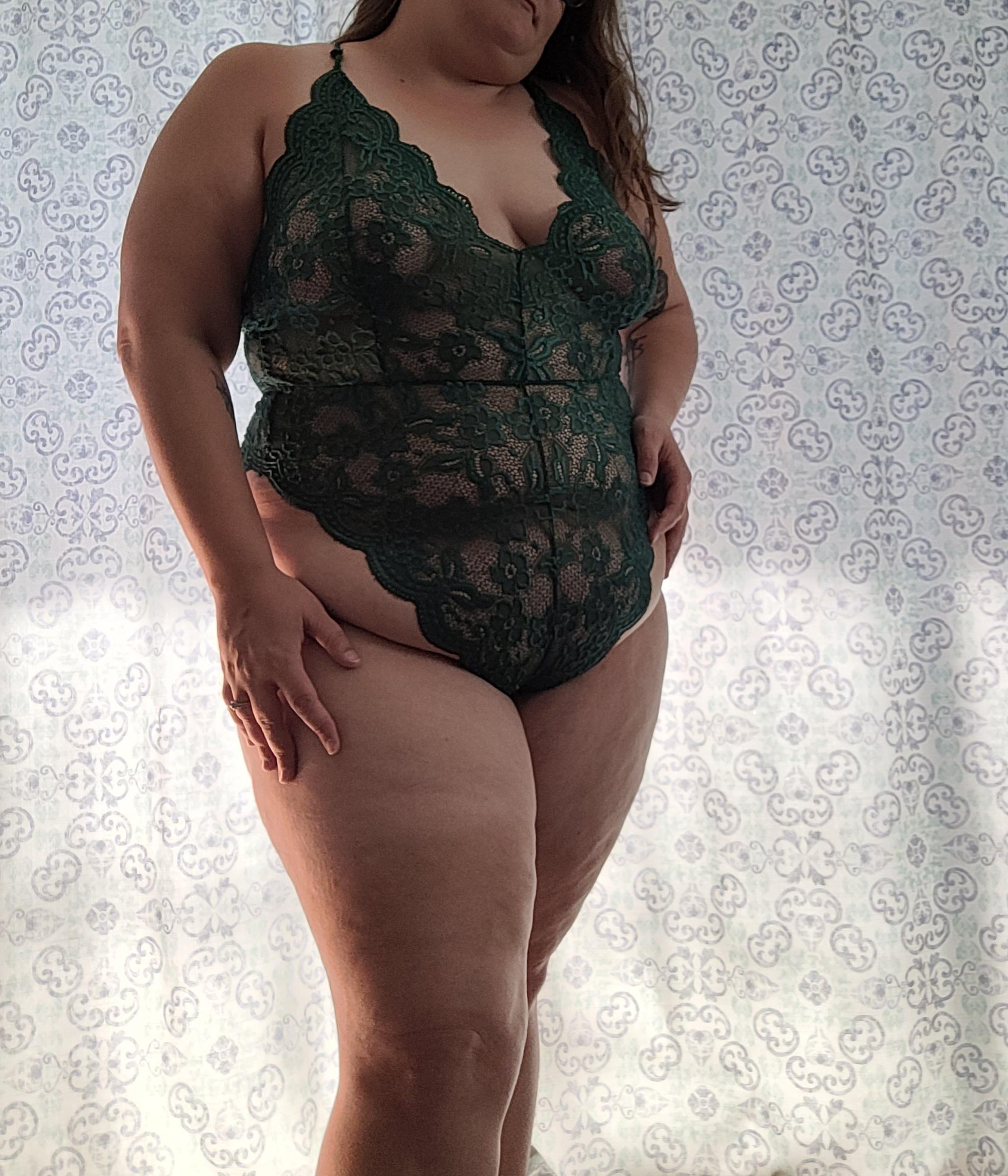 I love a DEEP emerald green 😍 | Scrolller