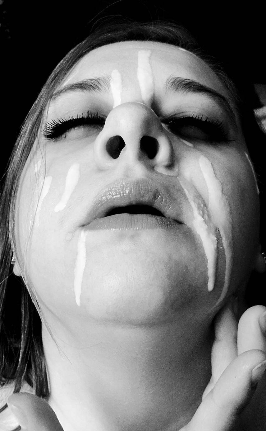 I Love Having A Thick Load All Over My Face~ Scrolller