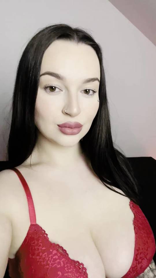 I love how jiggly they are in this vid | Scrolller