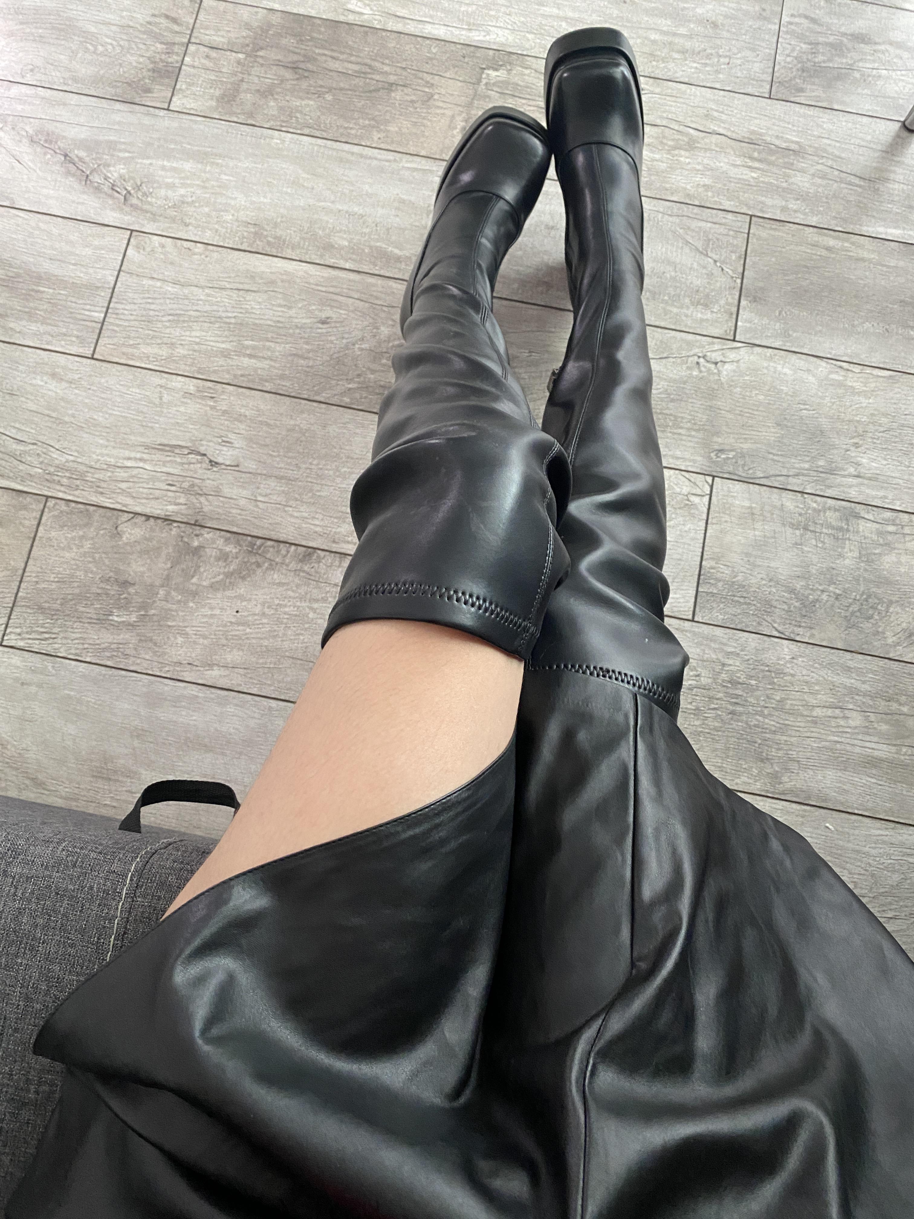 I love my high boots and leather boots ️ | Scrolller