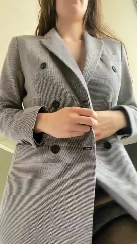 I’m here for the job interview | Scrolller