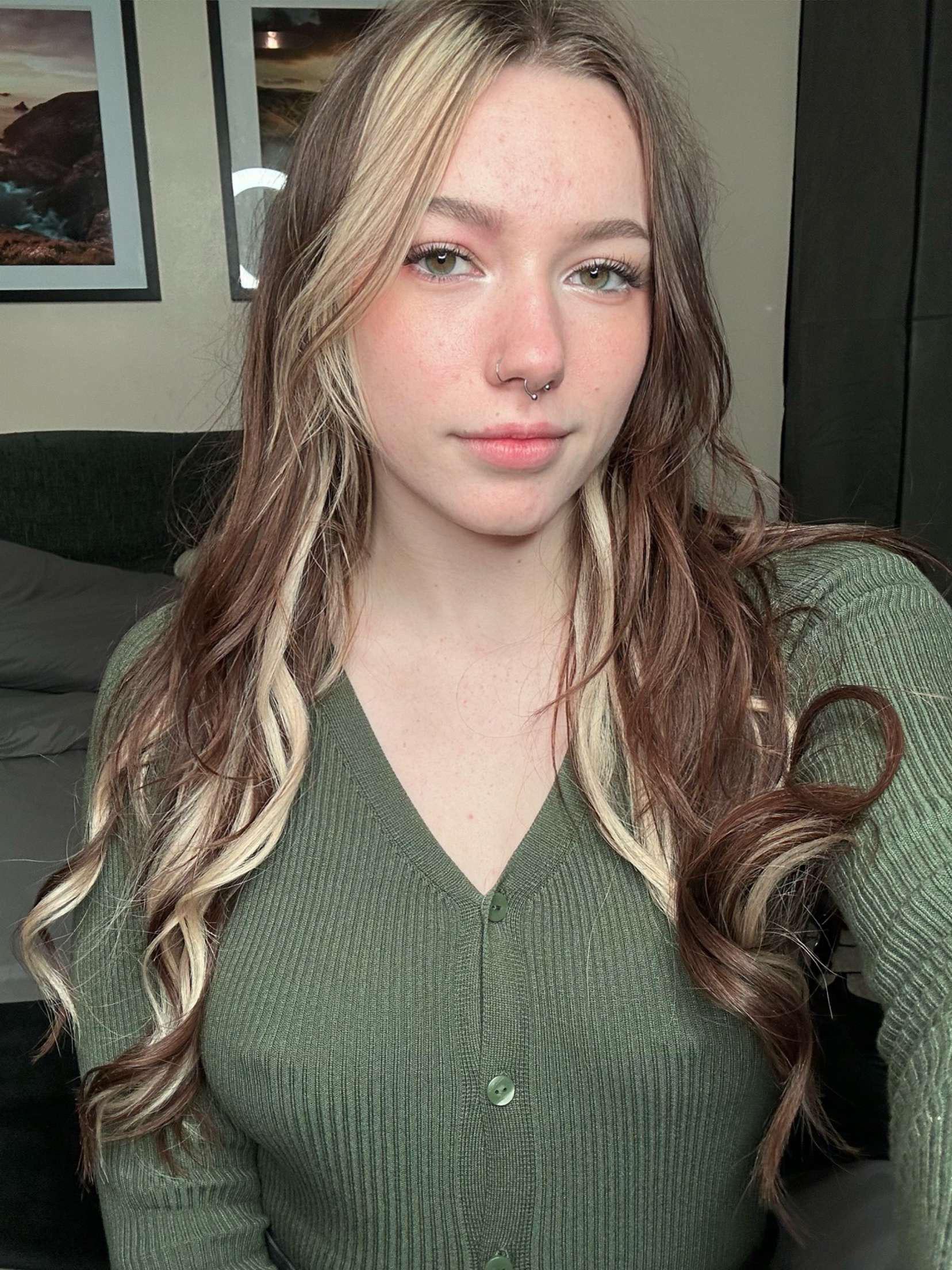 I never wear a bra on a first date | Scrolller