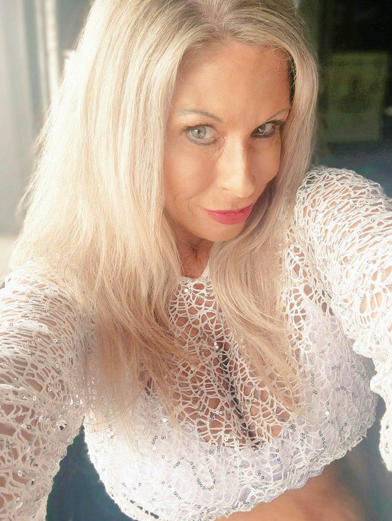 I pledge allegiance.... | Scrolller