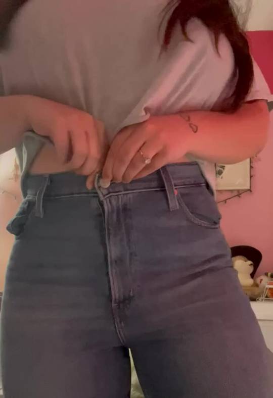 I take my pants off and you see my bush ;) what’s next? | Scrolller