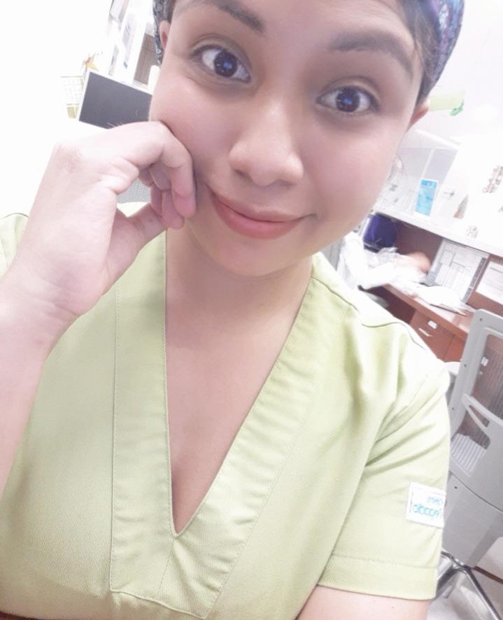 I think i look weird with uniform 😅 | Scrolller