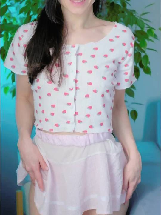 I'm a little shy | Scrolller