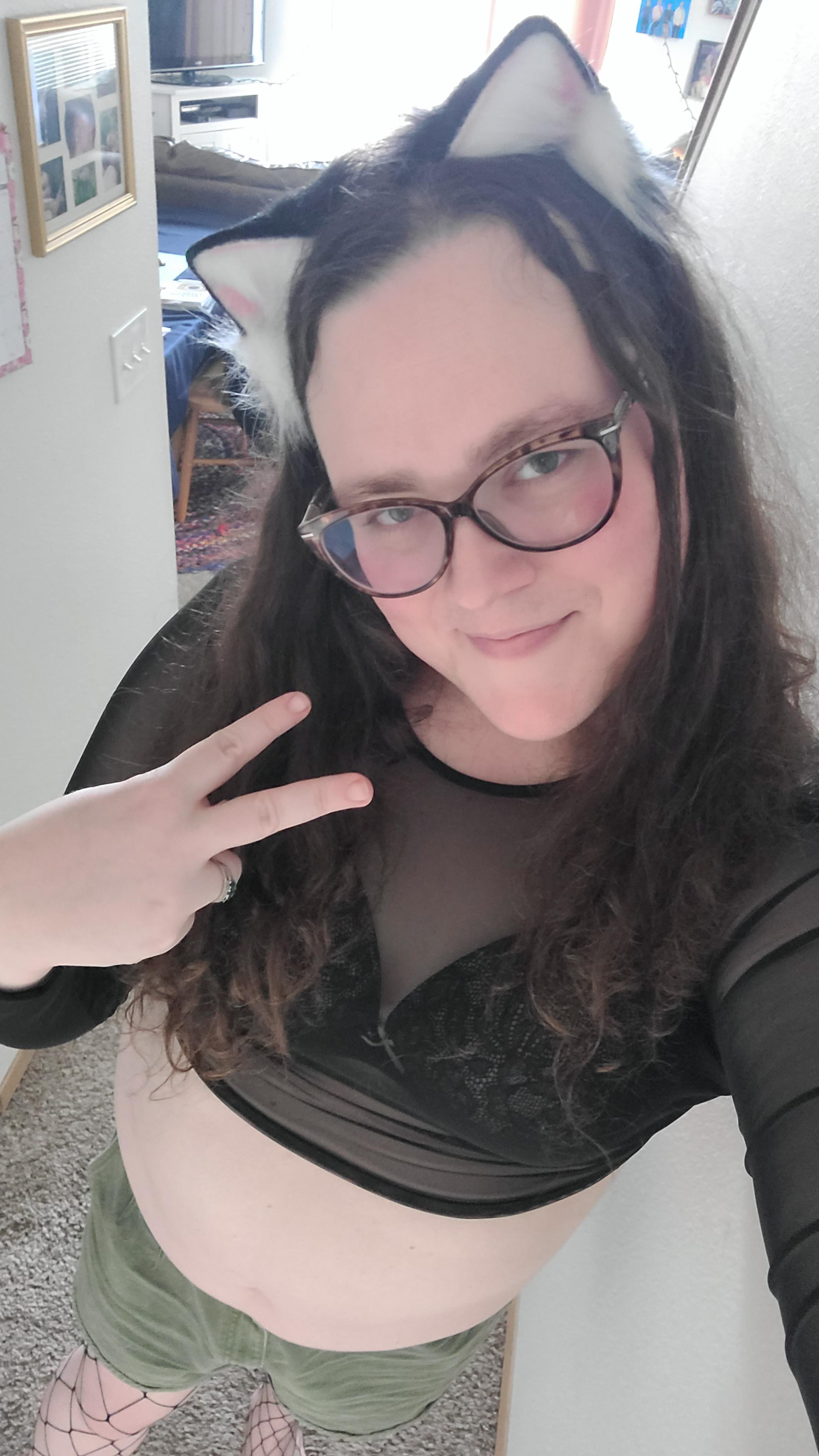 I'm a Thirsty Kitten 🥺👉👈🌸💖 | Scrolller