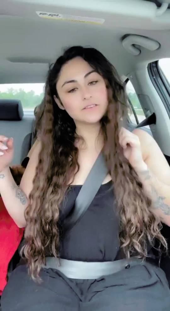 I'm fun to go on car rides with ;) | Scrolller