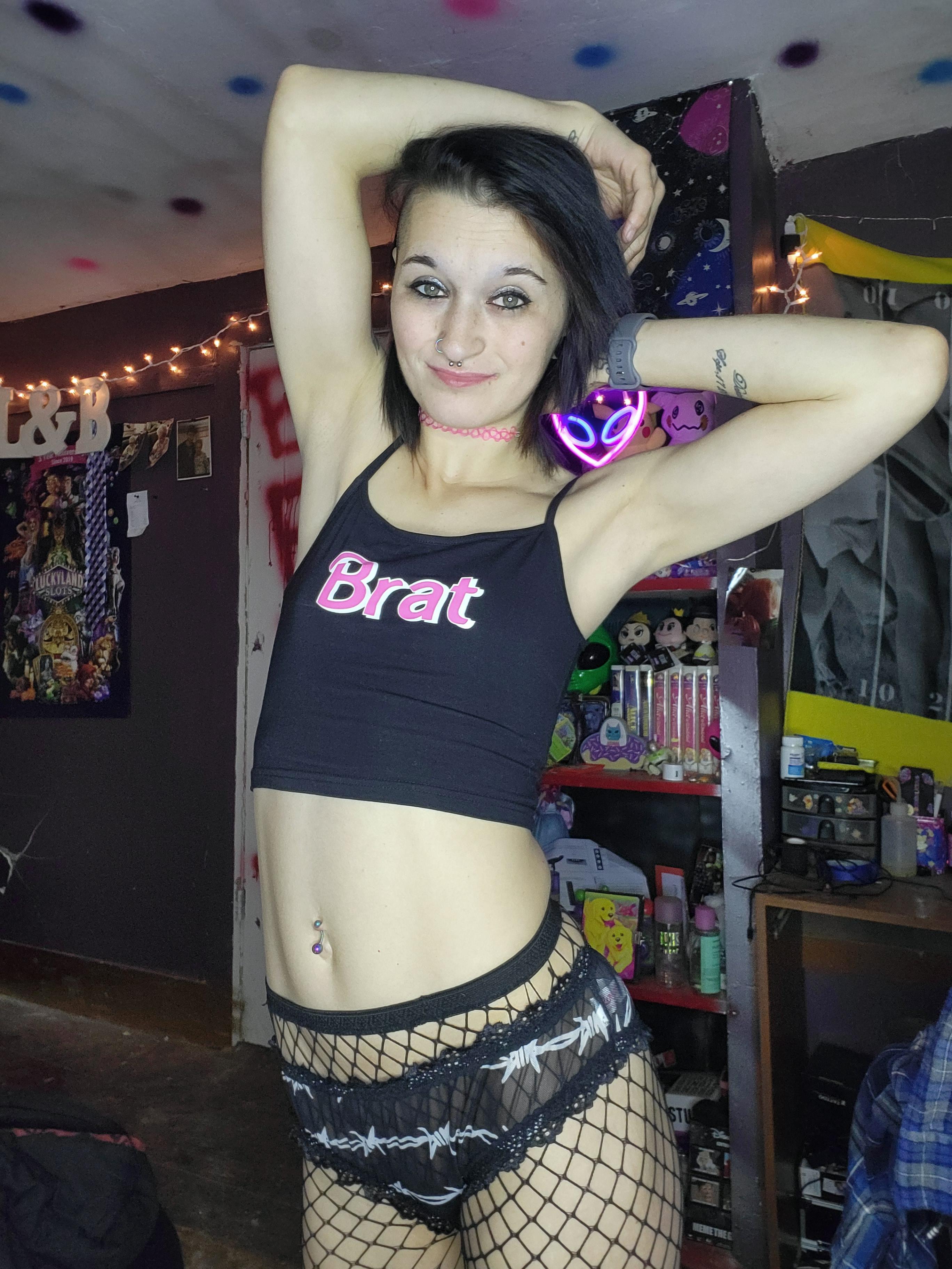 I'm the lil brat that's always horny😏 | Scrolller