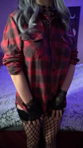 I'm your new big titty goth gf, ready to use me? 💕 | Scrolller