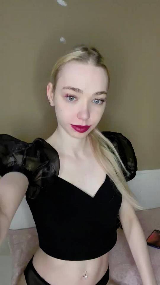 imagine life without 18yo girls, how would you describe it | Scrolller