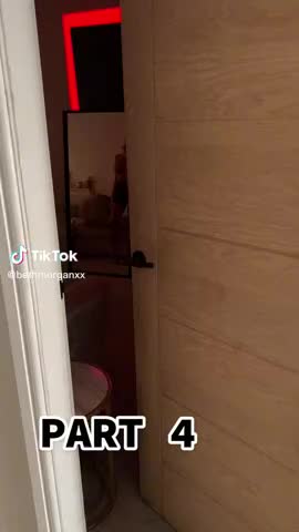 In the mirror | Scrolller