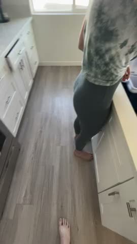 Interrupting breakfast prep | Scrolller