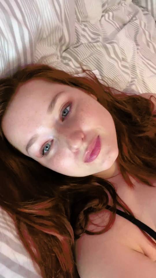 It's a little chilly. Come snuggle with me | Scrolller