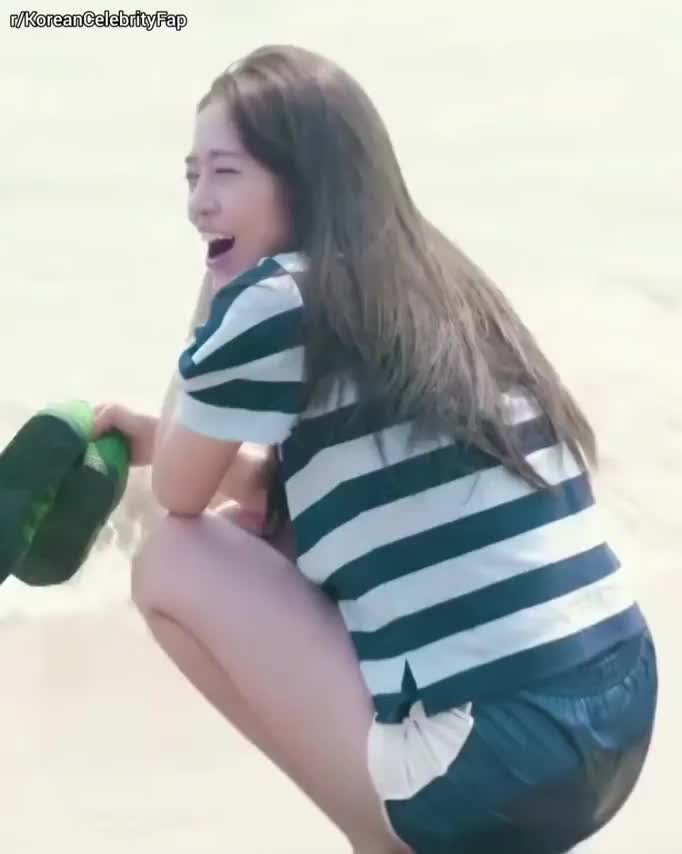 IVE Yujin | Scrolller