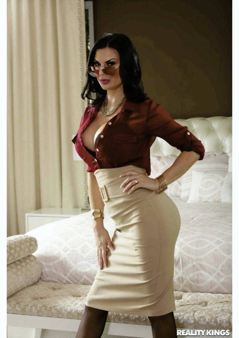 Jasmine Jae | Scrolller