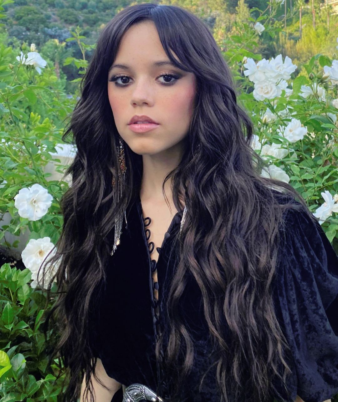 Jenna Ortega - Gorgeous look | Scrolller