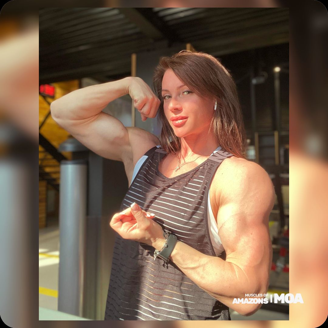 Julia Glazycheva | Scrolller