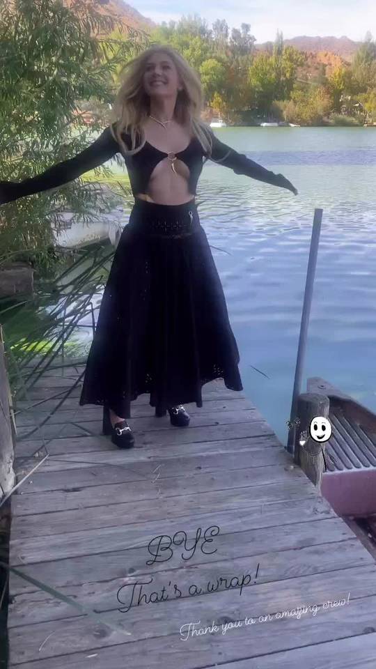 Just dancing | Scrolller