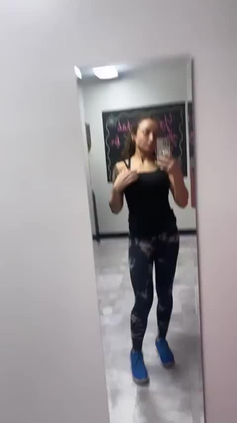 just dropping in to say hi [gif] | Scrolller