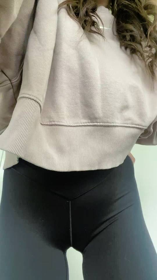 Just the friendly local MILF | Scrolller