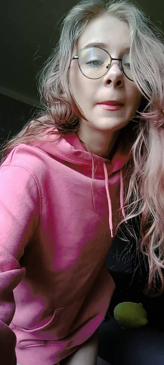 just turned 19!!! | Scrolller