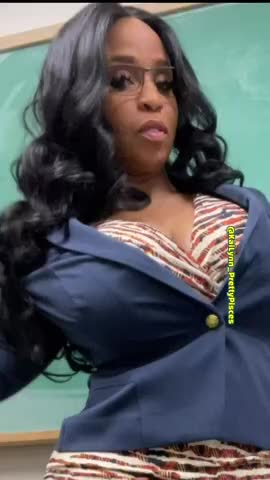 Kai Lynn | Scrolller