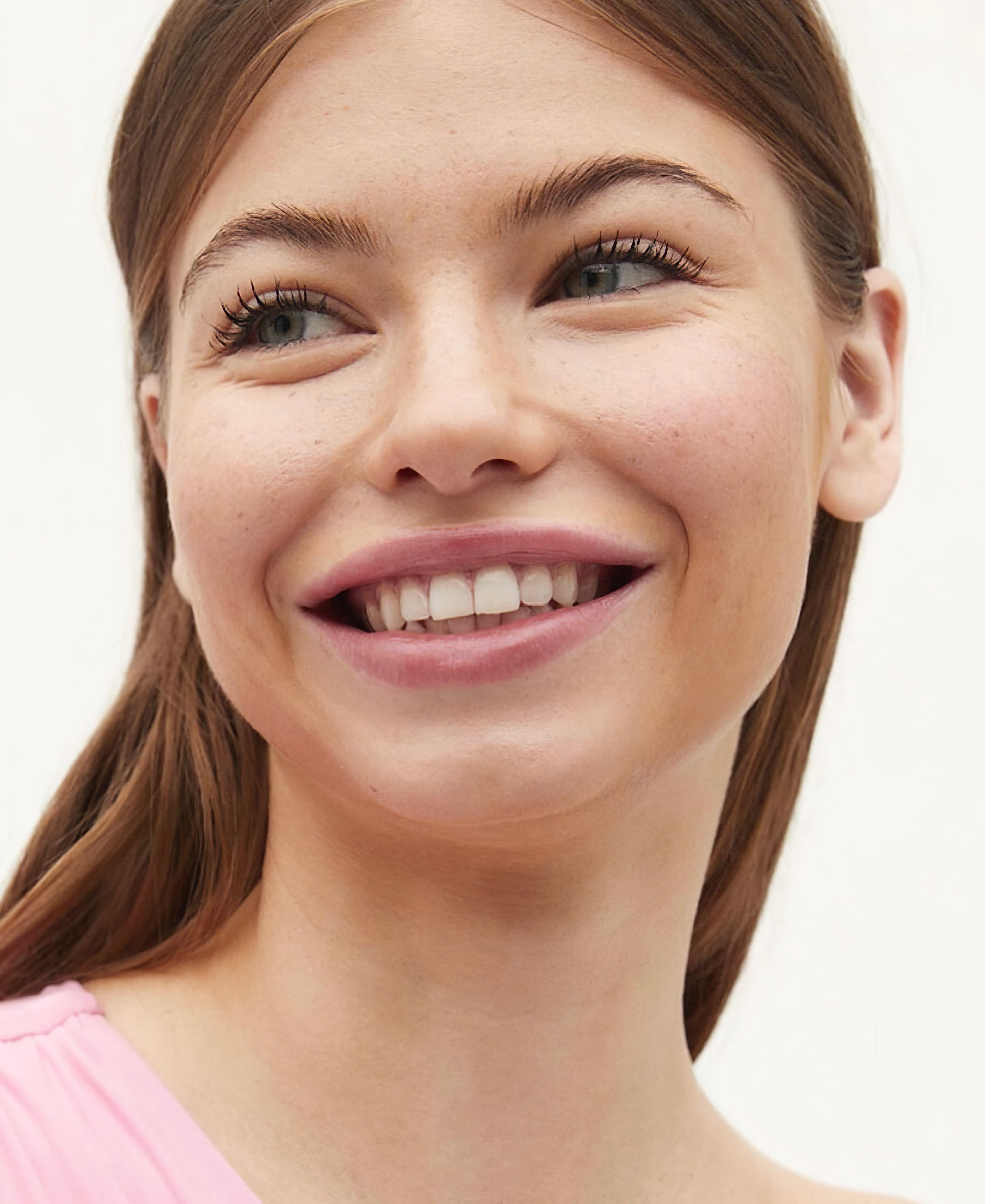 Katya “Kate” Li | Scrolller