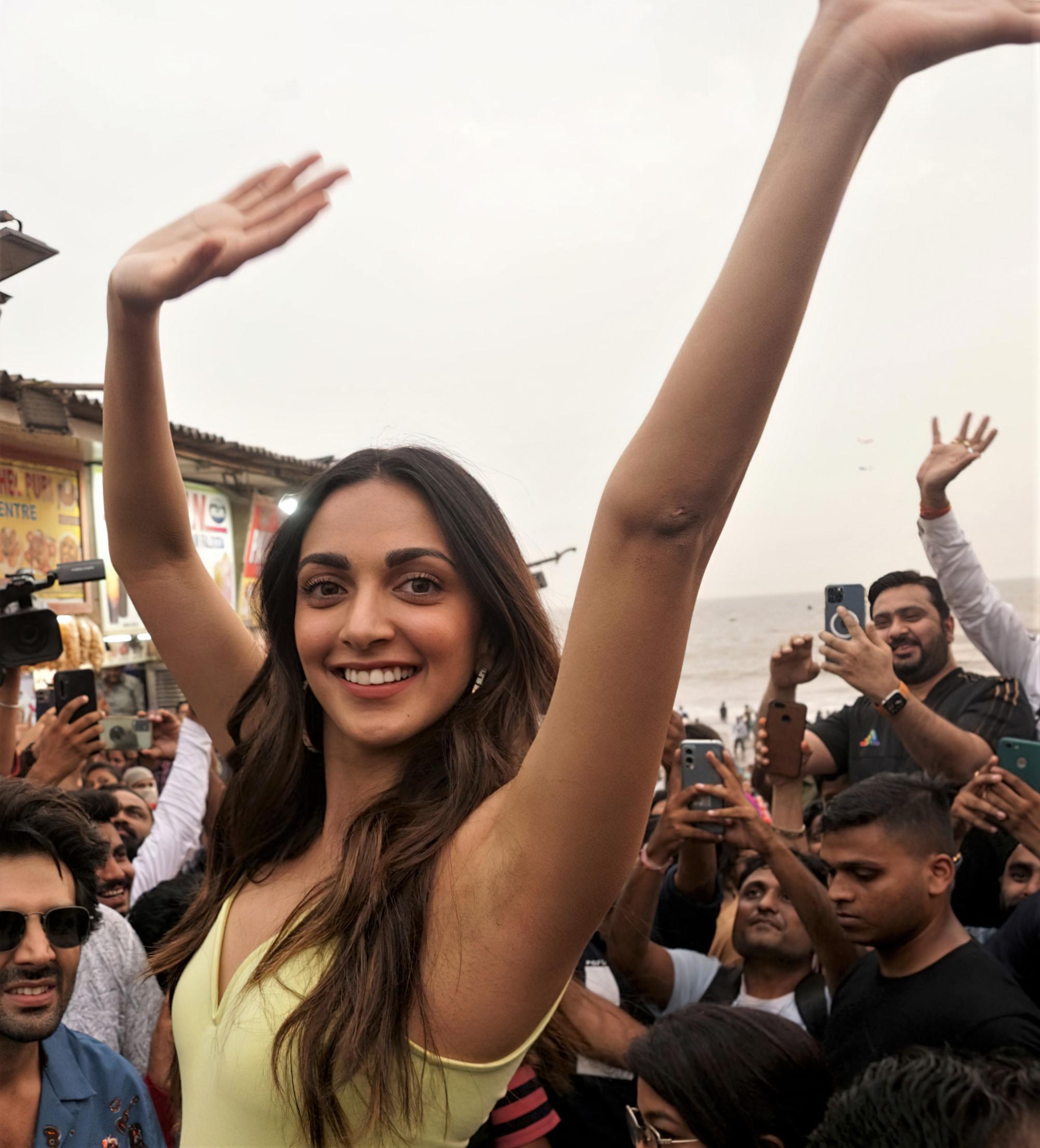 Kiara Advani | Scrolller Kiara Advani | Scrolller