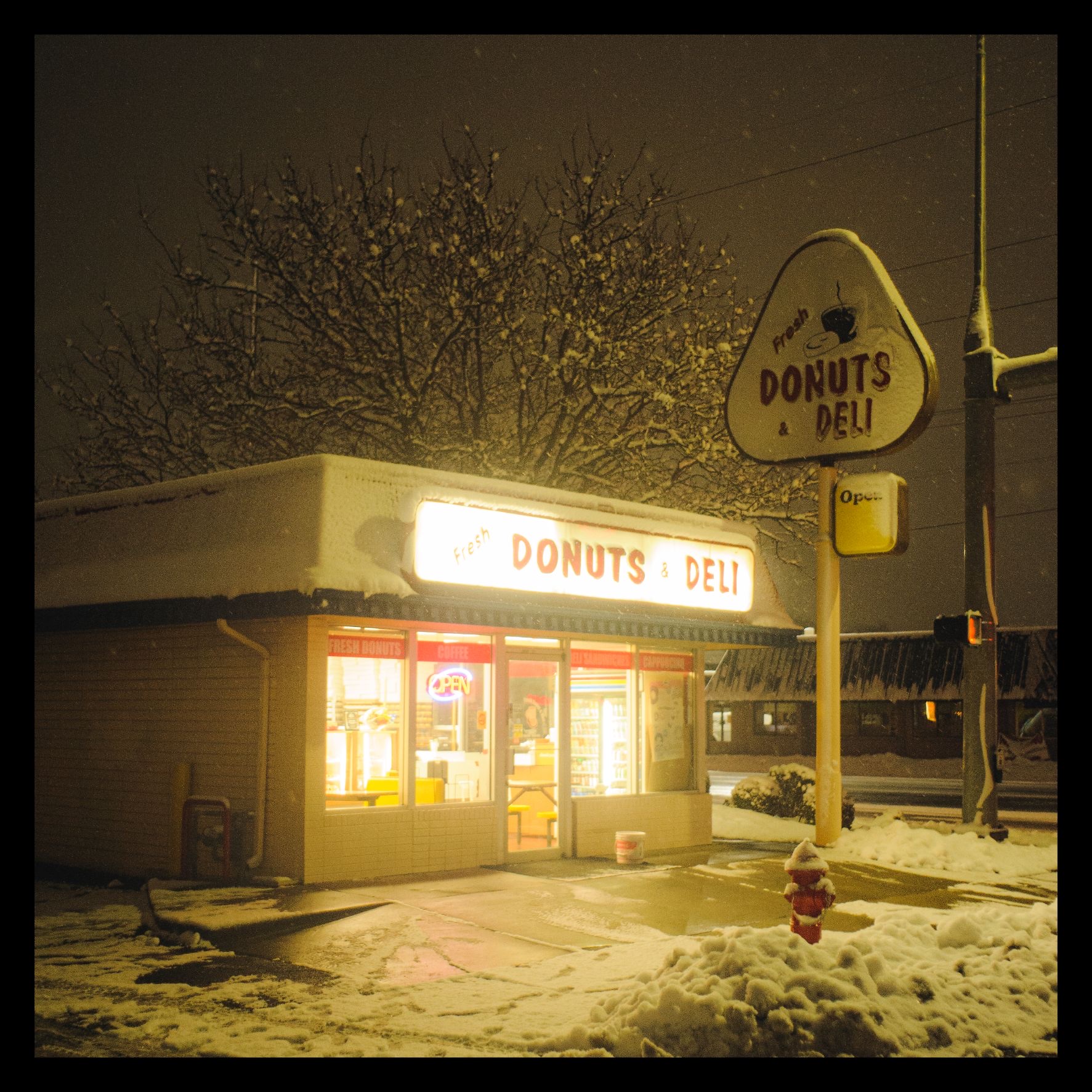 Late night donuts | Scrolller