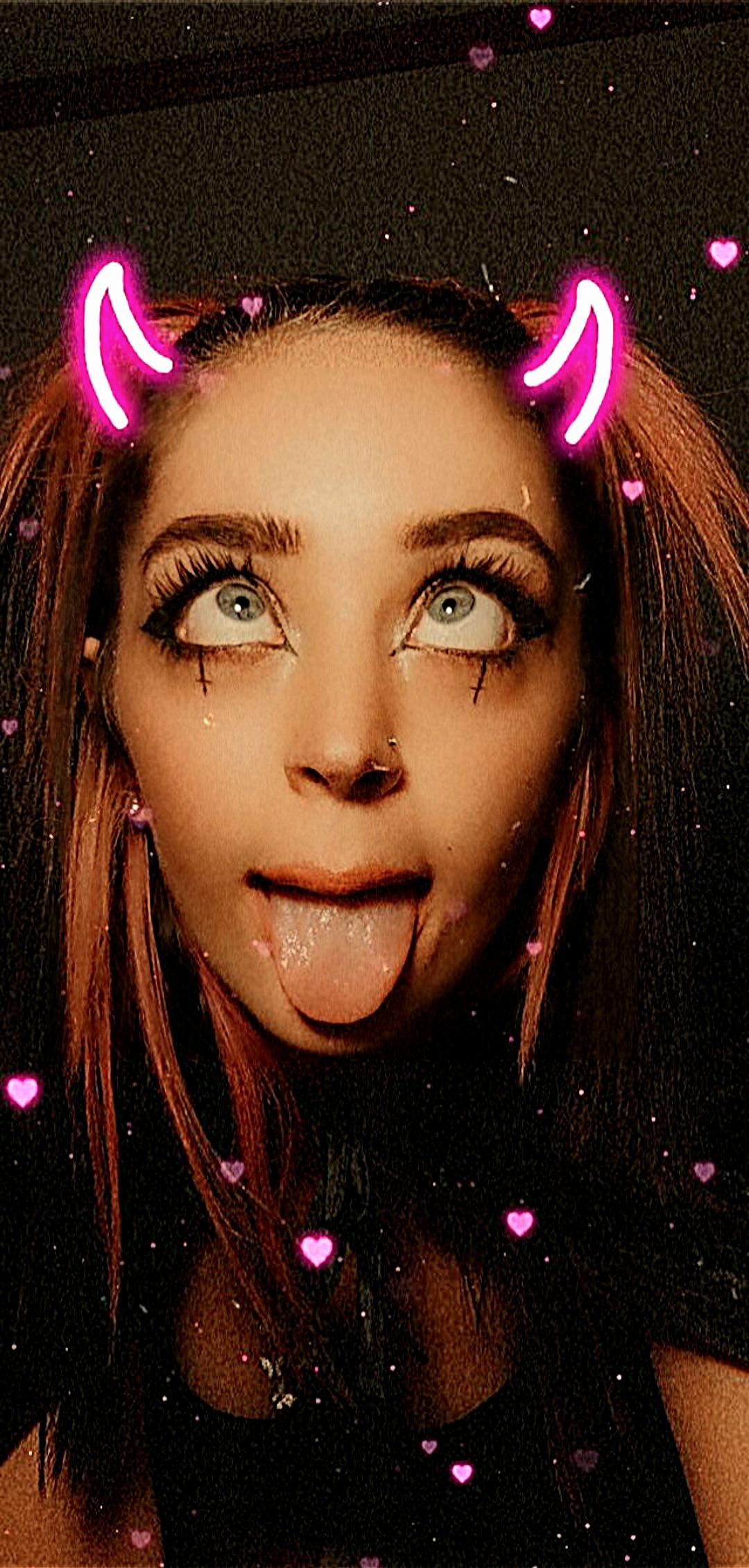 let me taste | Scrolller